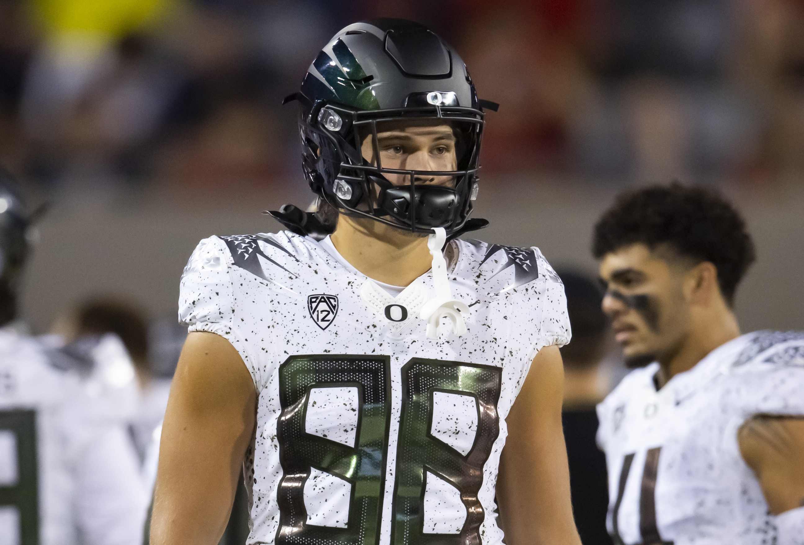 Patrick Herbert does it again: Oregon tight end runs in conversion ...
