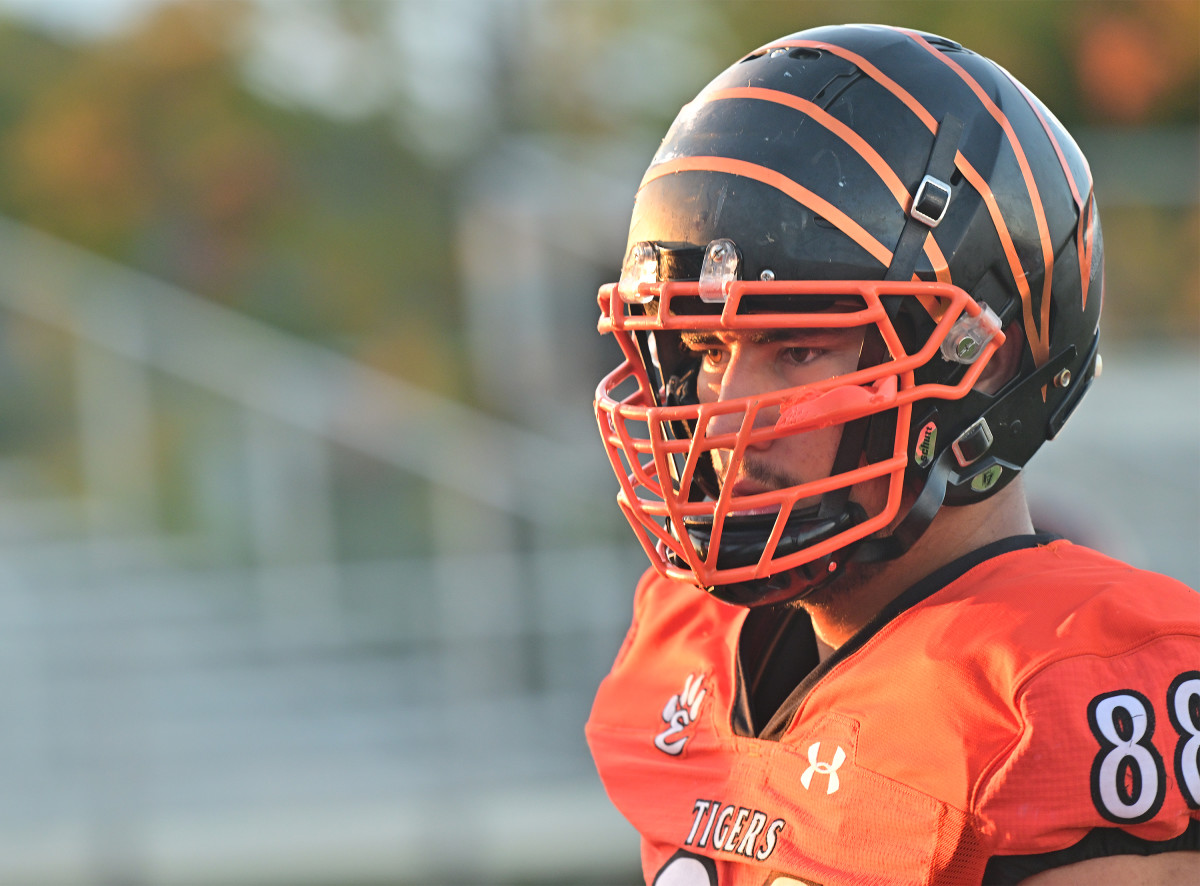 East St. Louis football beats Edwardsville 27-15: Photos - Sports ...