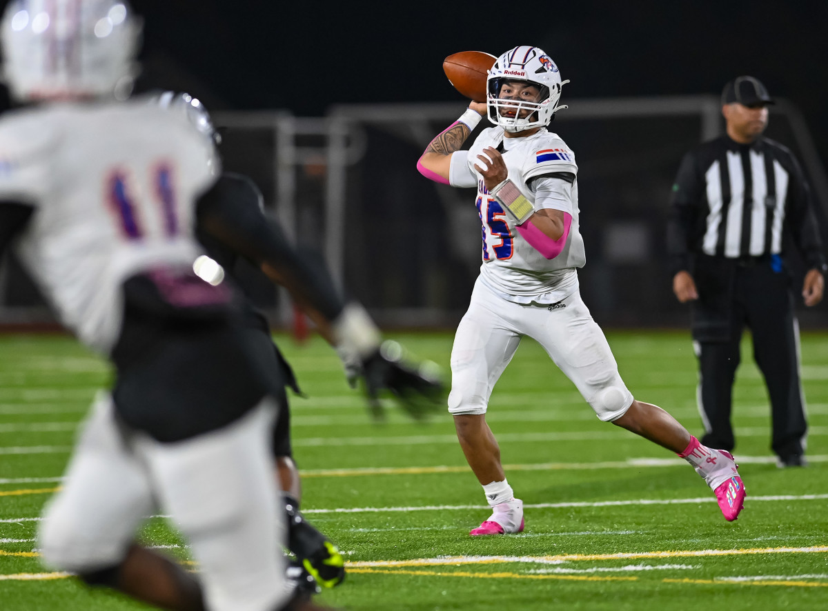 Graham-Kapowsin holds off Emerald Ridge in 4A SPSL clash, 3 takeaways ...