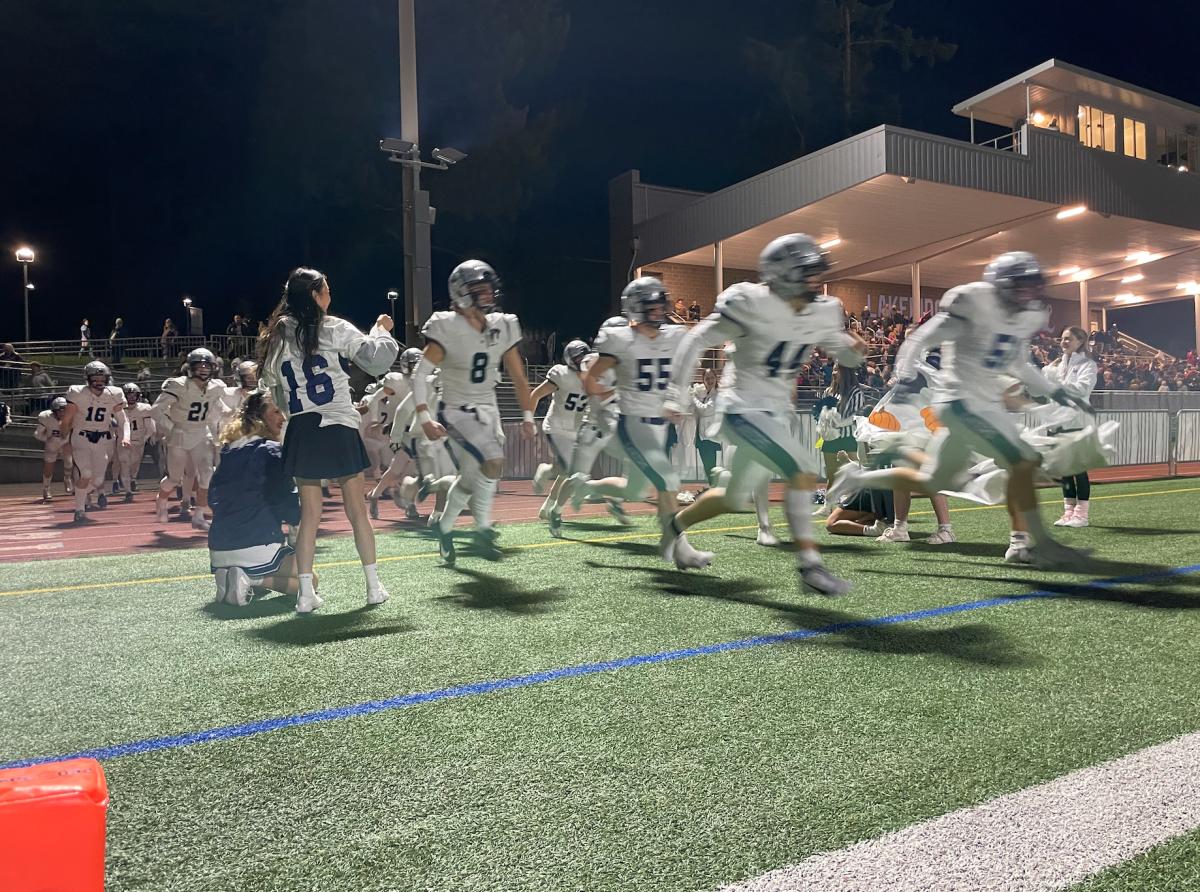 ‘Our lake!’ Lakeridge makes it a win streak vs. Lake Oswego, but both ...