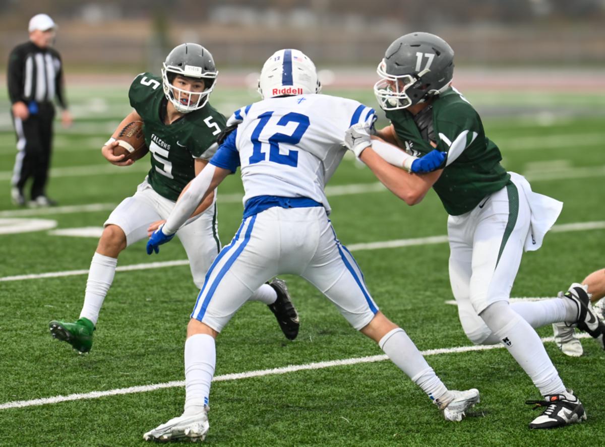 Ridgeline handles Seattle Prep, wins first playoff football game in ...