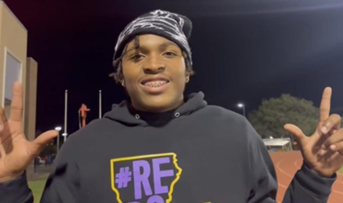 Dakorien Moore, 5-star wide receiver, committed to LSU, but focused on ...