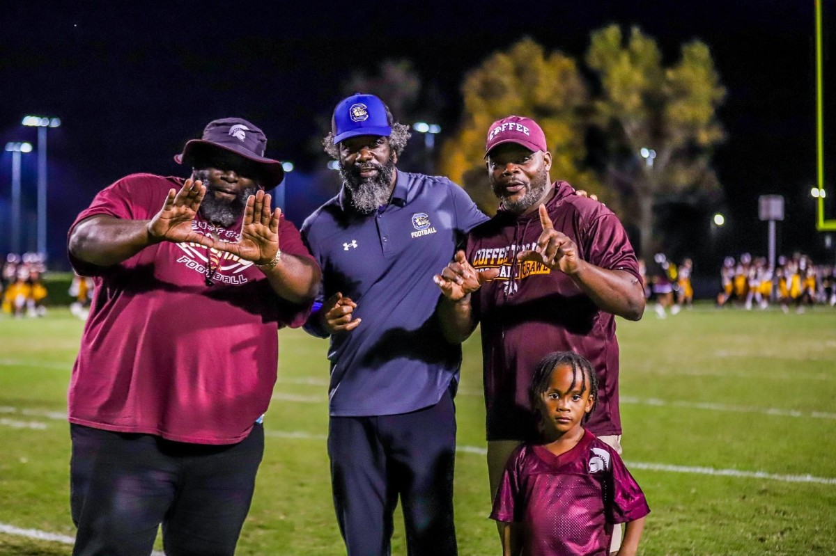 Look: NFL legend Ed Reed coaches in Georgia playoff game - Sports ...
