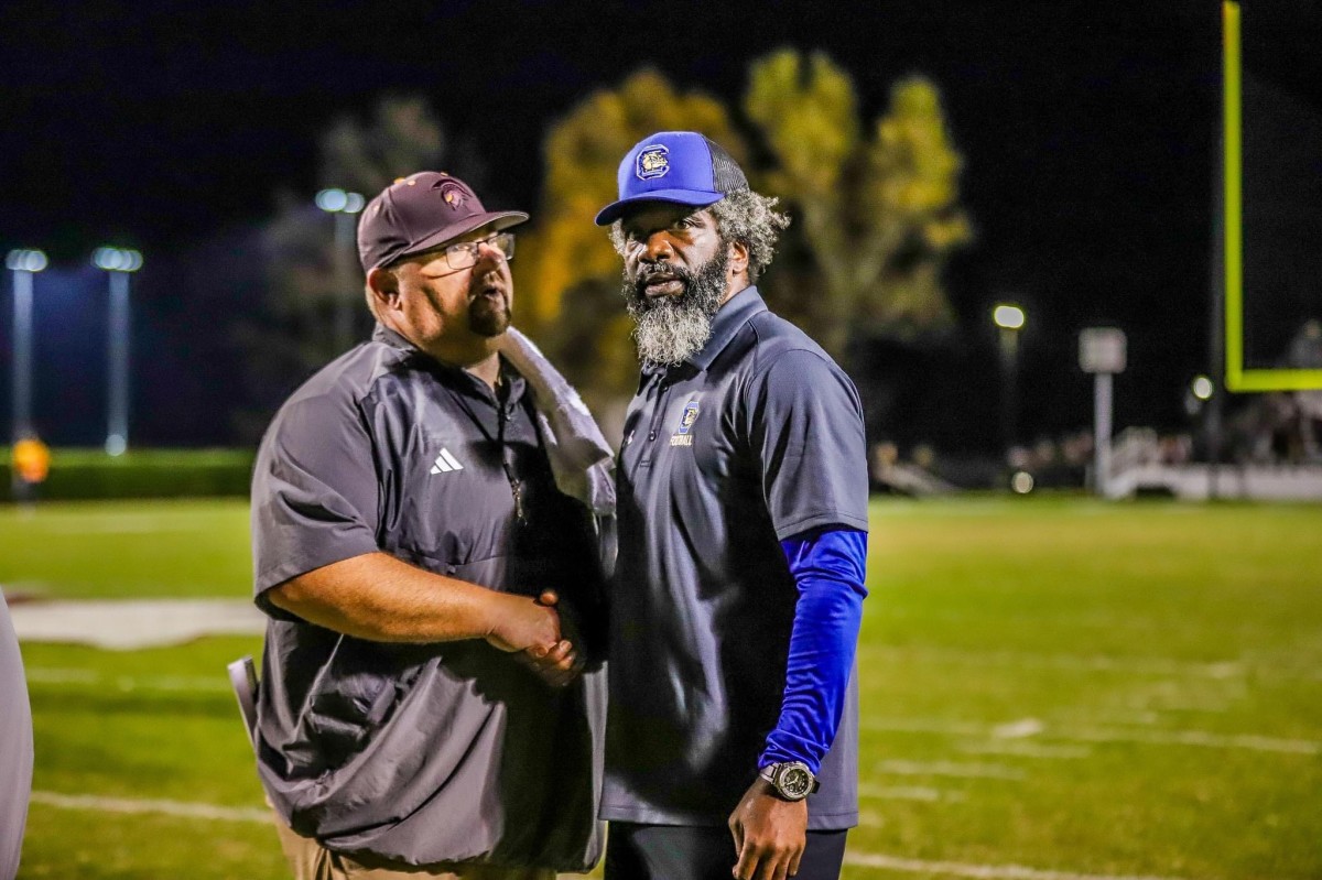 Look: NFL legend Ed Reed coaches in Georgia playoff game - Sports ...