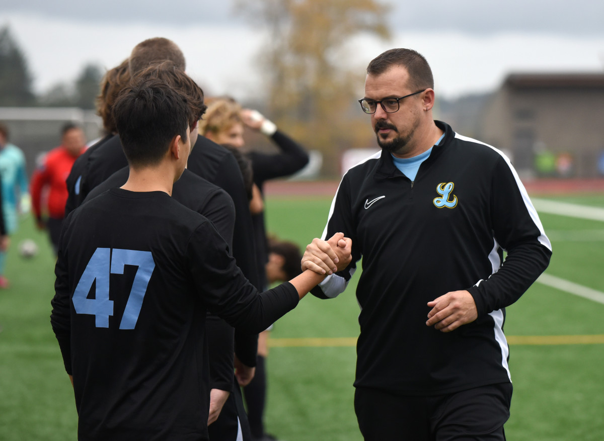 Lakeridge dethrones Jesuit as 6A Oregon boys soccer champion: ‘It took ...