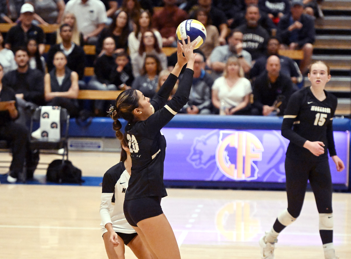 Look: Mater Dei defeats Archbishop Mitty to win CIF State Open Division girls volleyball title ...