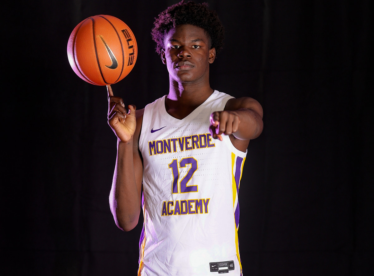Preseason boys basketball Top 25 photo shoot: A closer look at No. 1 ...