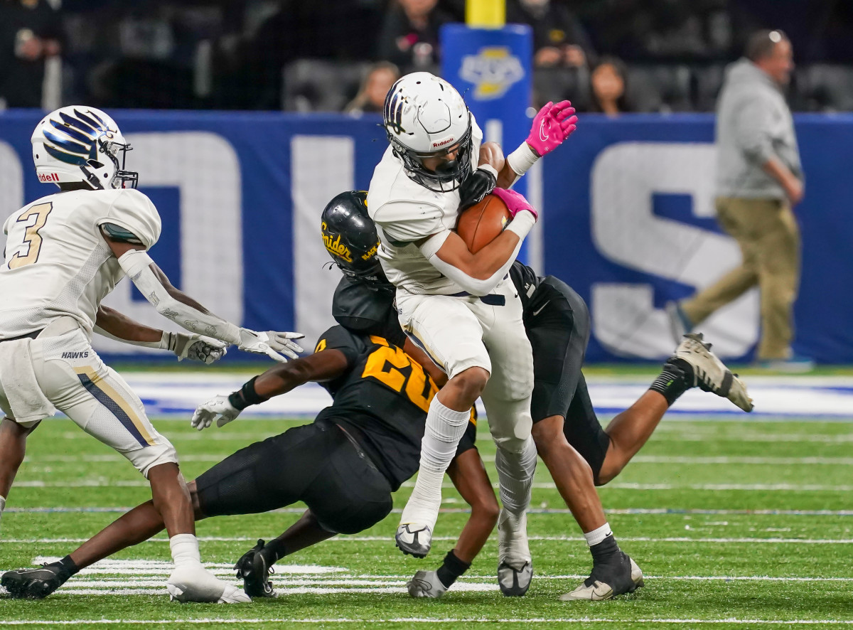 Look: Snider downs Decatur Central to win Indiana 5A state football ...