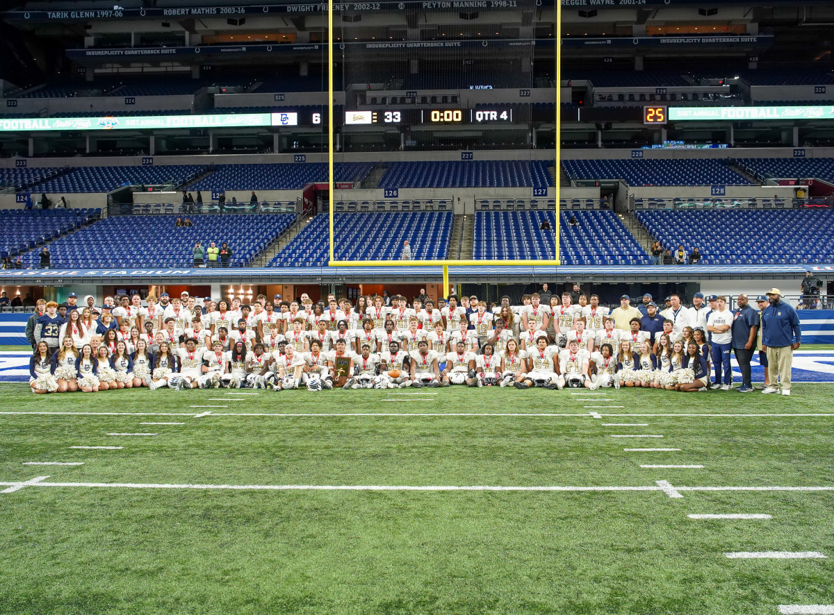 Look: Snider downs Decatur Central to win Indiana 5A state football ...