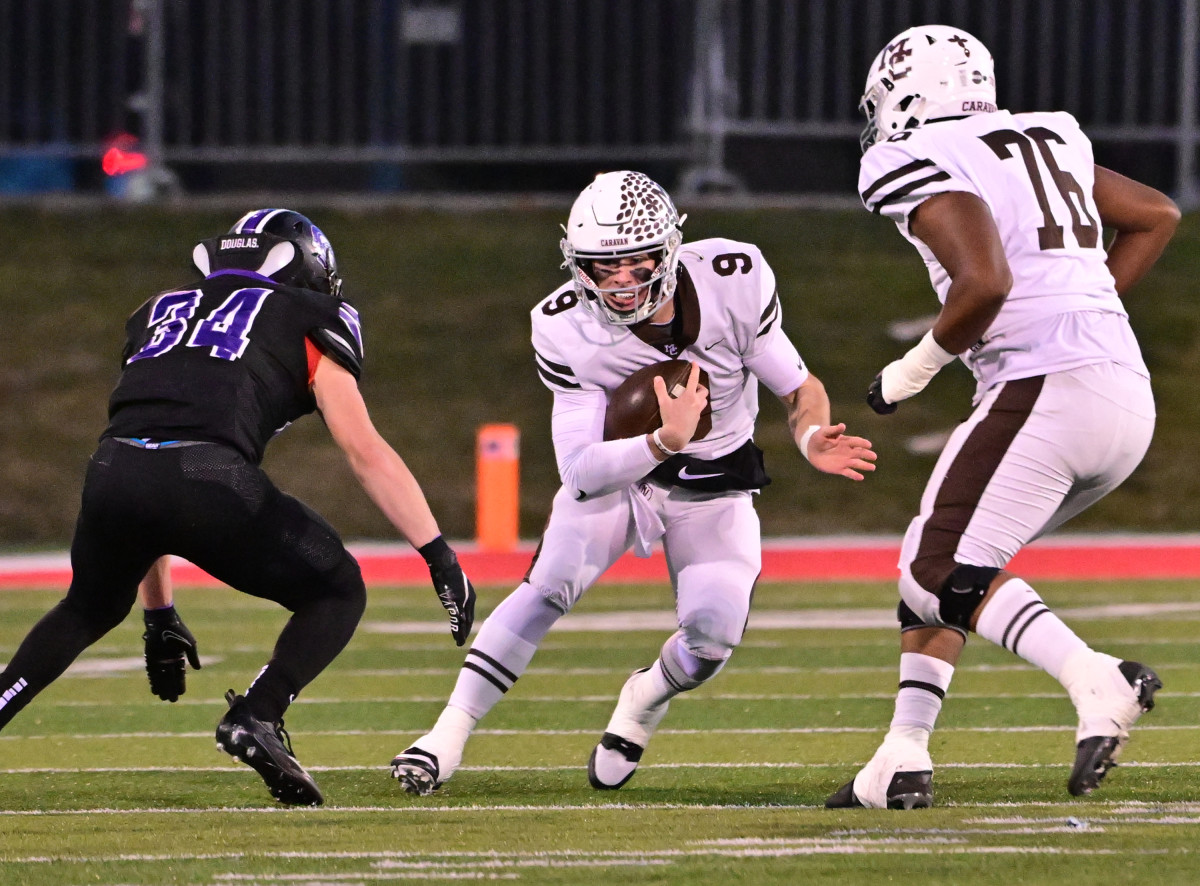 Mount Carmel beats Downers Grove North to win Illinois 7A football ...