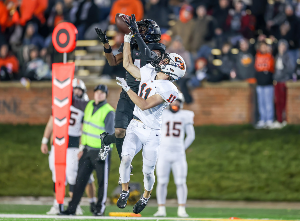 Cardinal Ritter tops Republic to win Missouri Class 5 football ...
