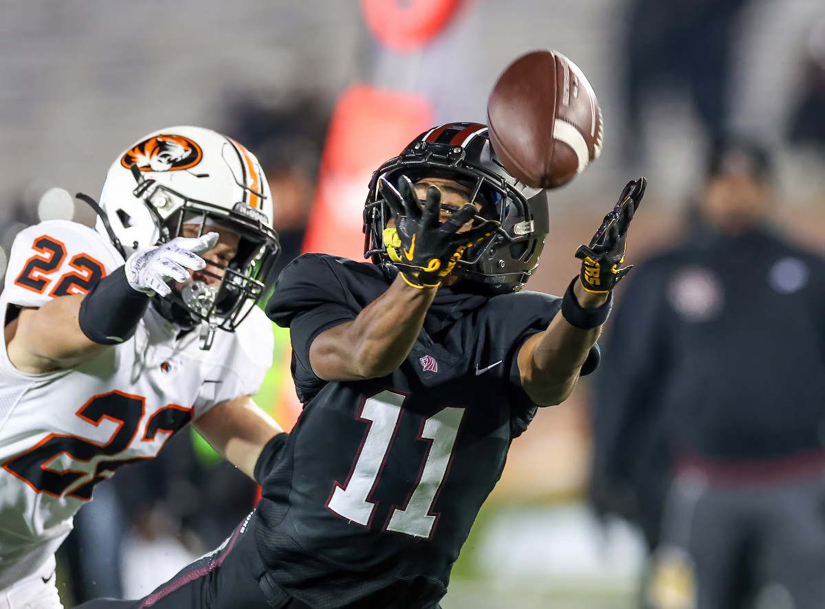 Cardinal Ritter tops Republic to win Missouri Class 5 football ...