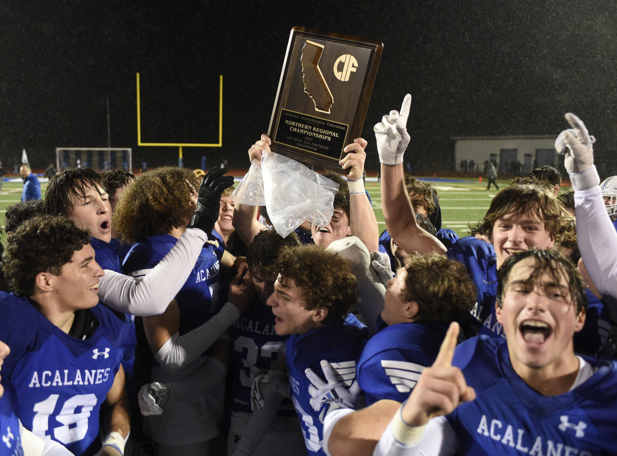 Look: Photos of Acalanes' 49-14 victory over Escalon for CIF NorCal D3 ...