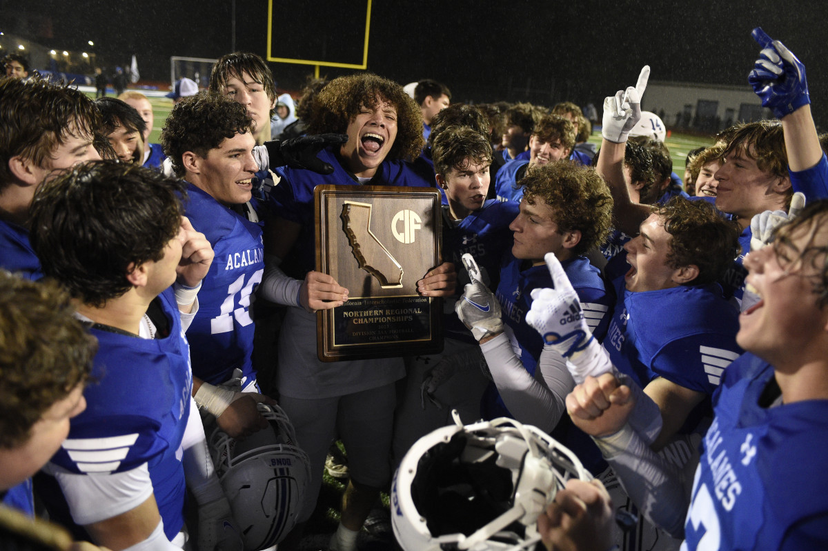 Look: Photos of Acalanes' 49-14 victory over Escalon for CIF NorCal D3 ...