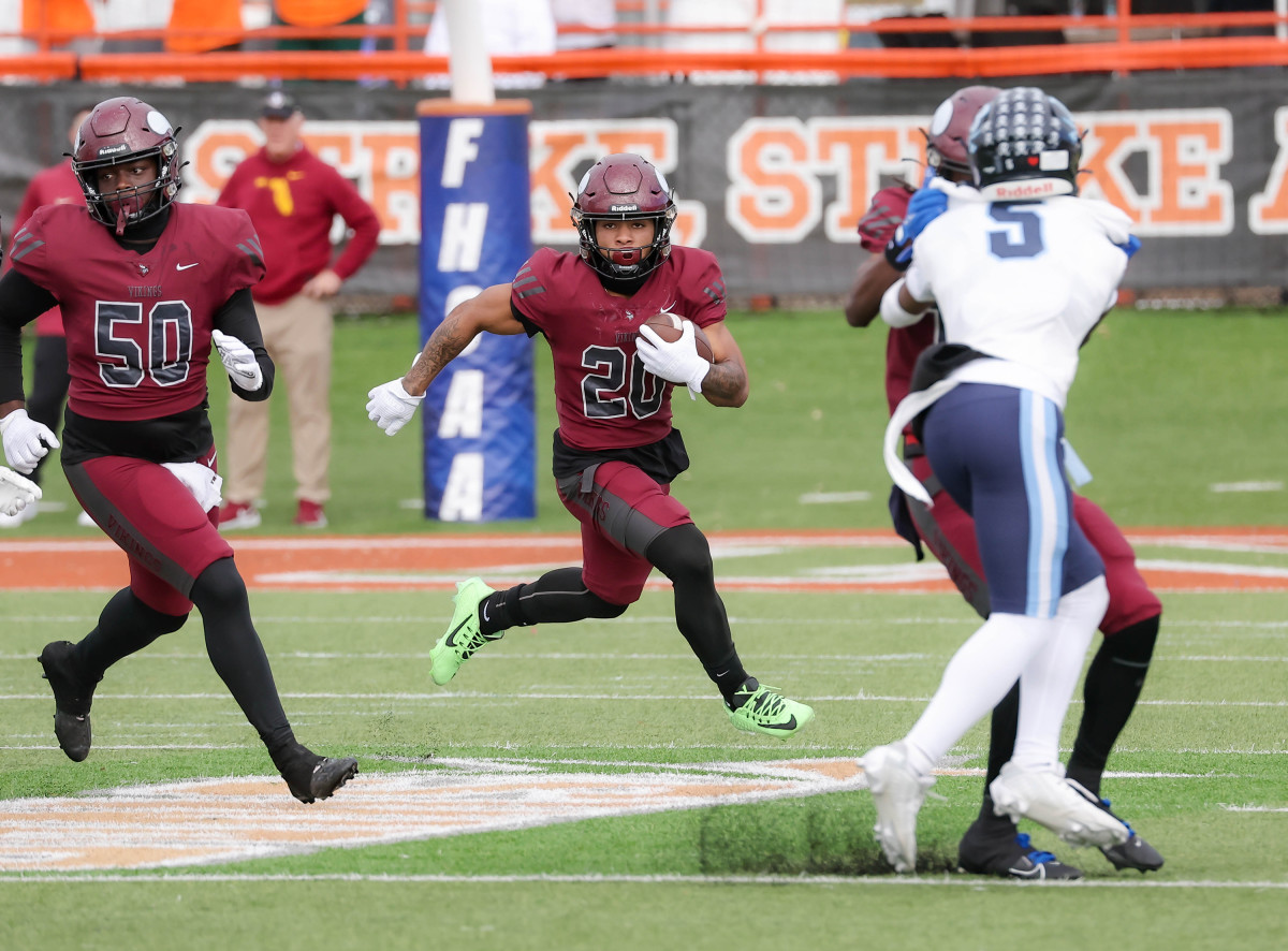 Look: Berkeley Prep takes down Miami Norland to win Florida 2M state ...