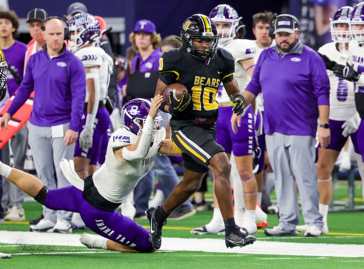 Look: Timpson defeats Tolar to win Texas 2A Division 1 state football ...
