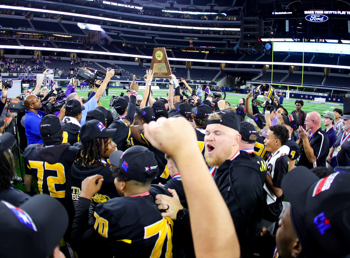 Timpson ends remarkable run with 'truly amazing' Texas state football ...