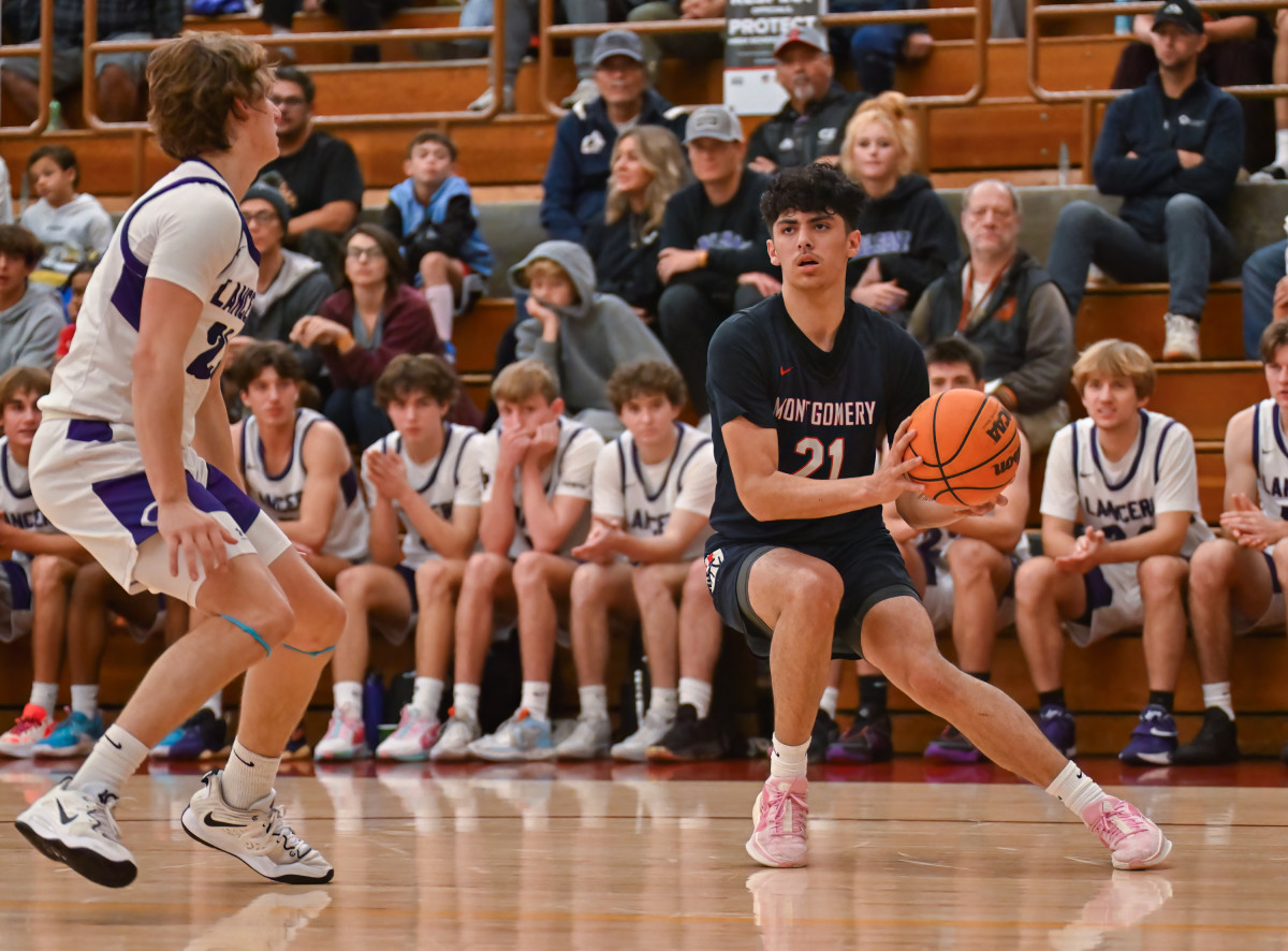 2023 Holiday Classic Tip Off Night recap: Montgomery, Torrey Pines, Santa Fe Christian earn ...