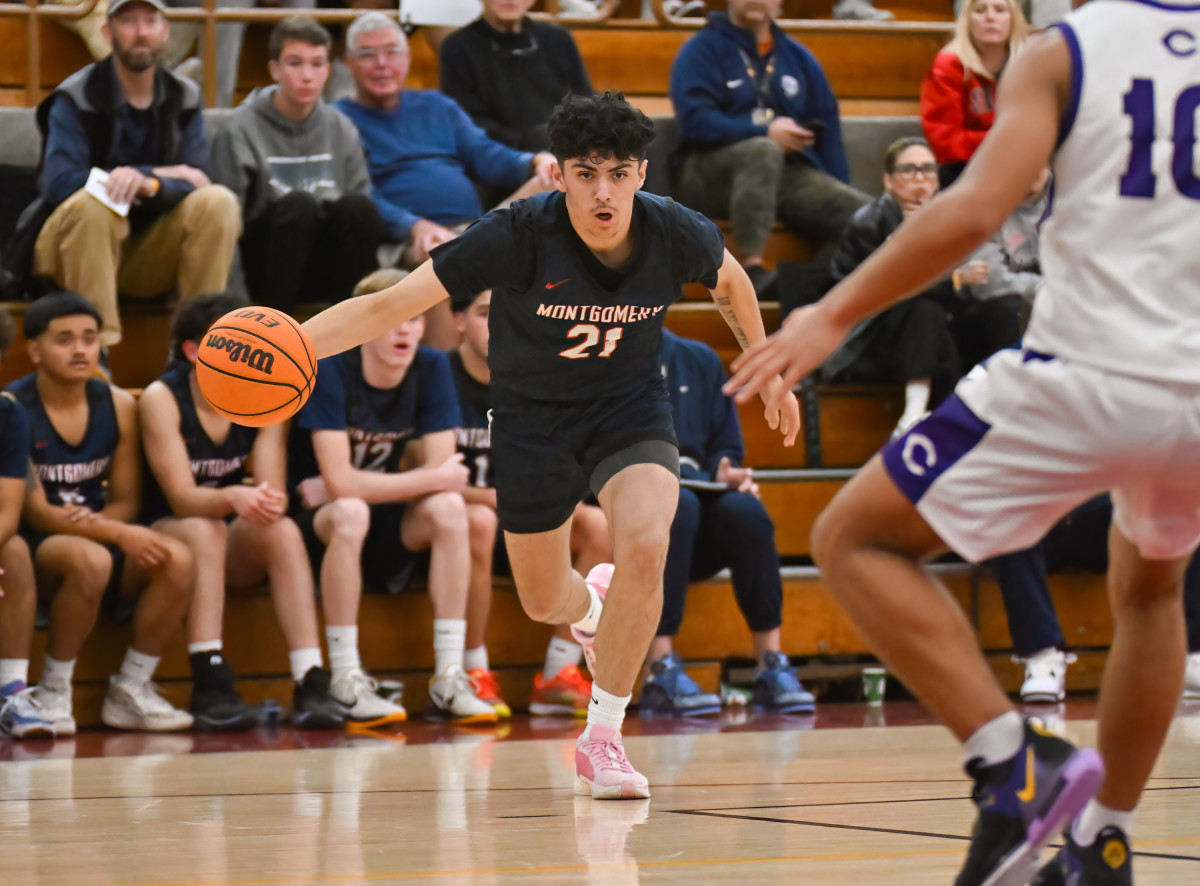 2023 Holiday Classic Tip Off Night recap: Montgomery, Torrey Pines, Santa Fe Christian earn ...