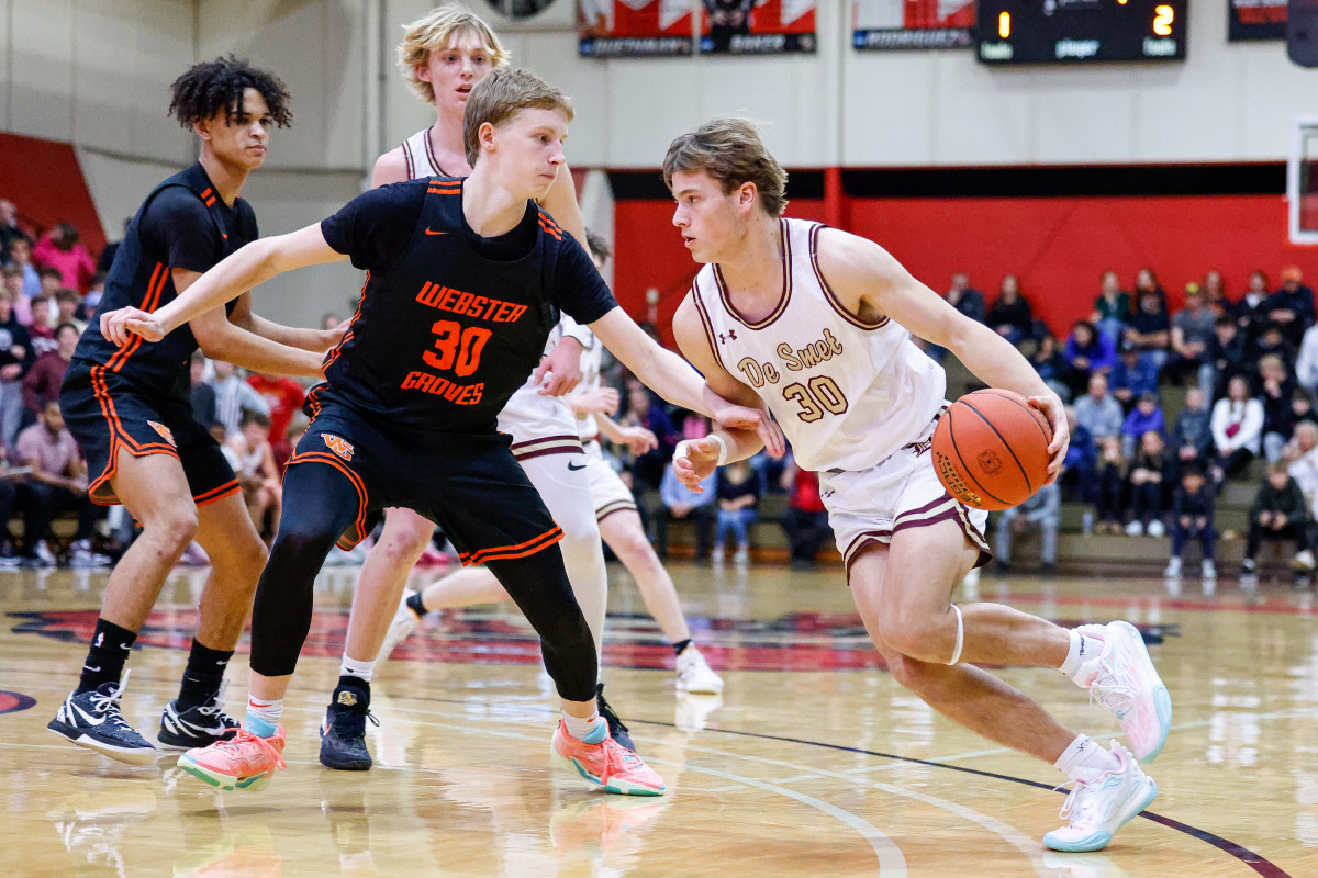 Webster Groves downs De Smet to win Coaches vs. Cancer Holiday ...