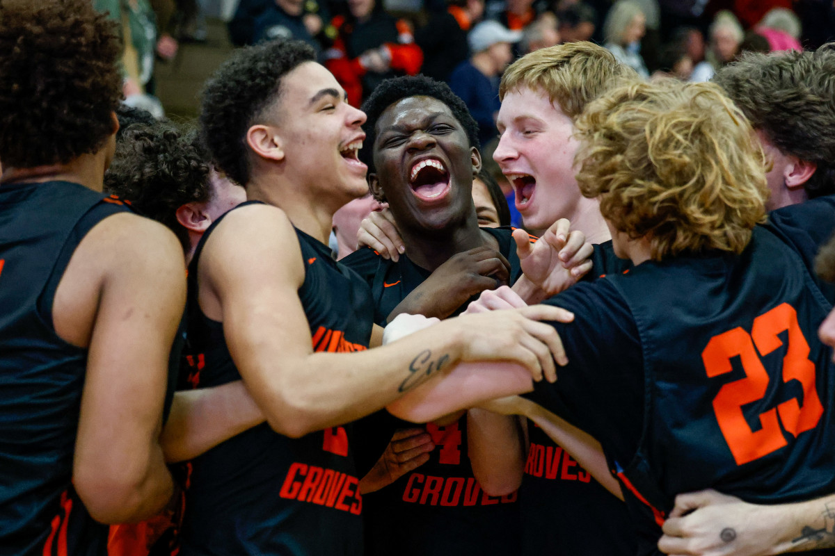 Webster Groves downs De Smet to win Coaches vs. Cancer Holiday ...