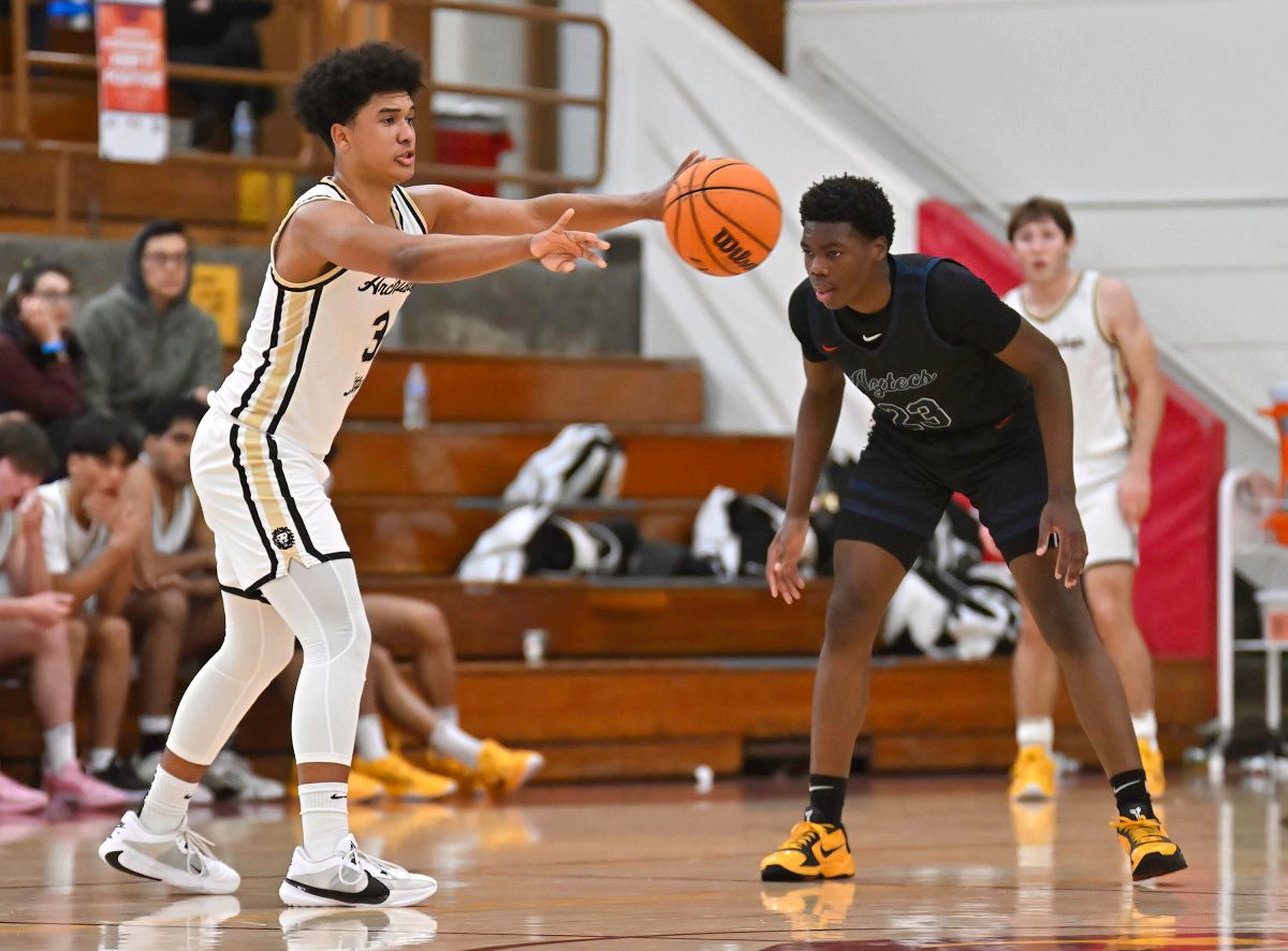 Look: Best photos captured during 33rd Torrey Pines Holiday Classic ...