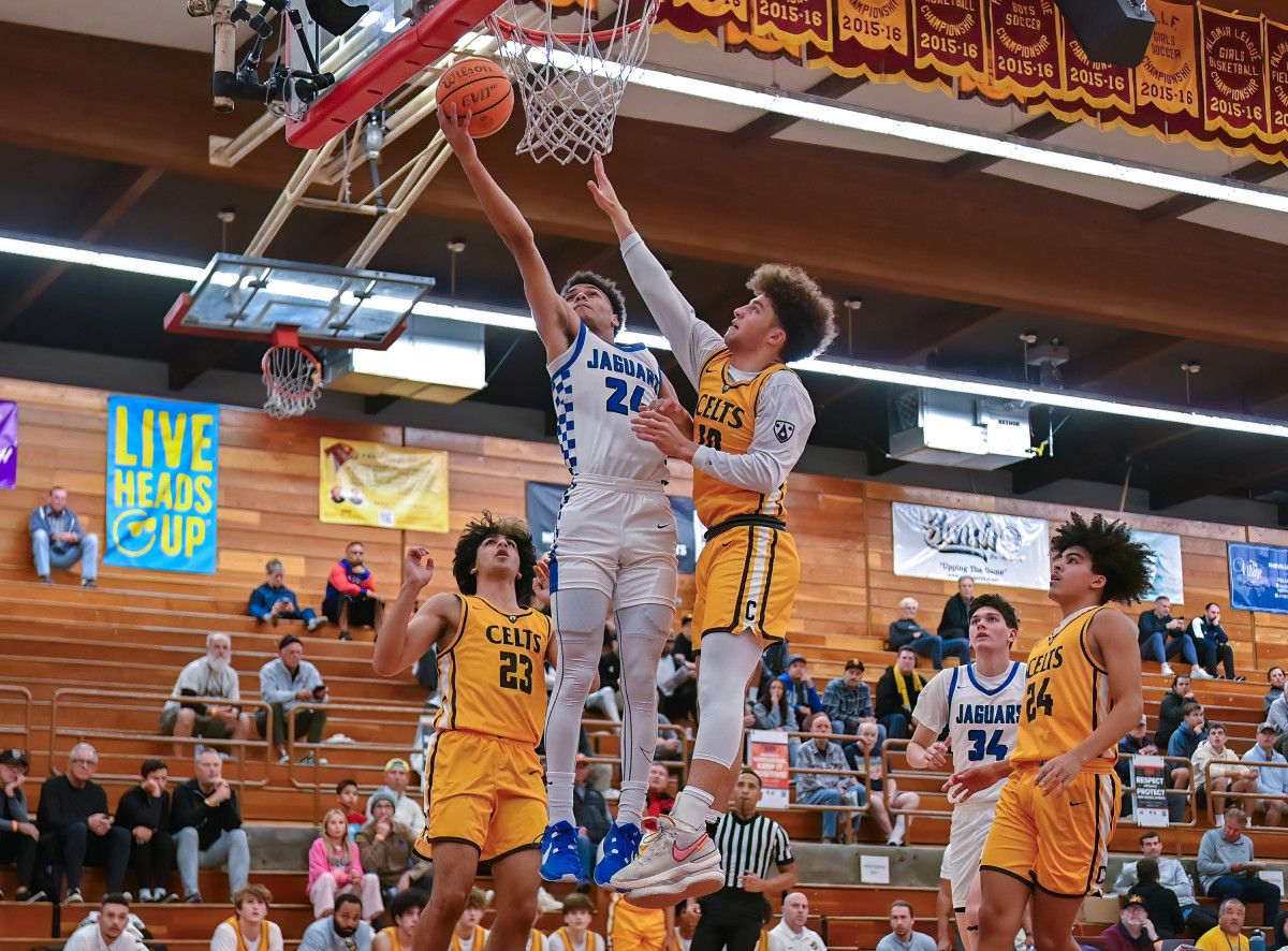 Look: Best photos captured during 33rd Torrey Pines Holiday Classic ...