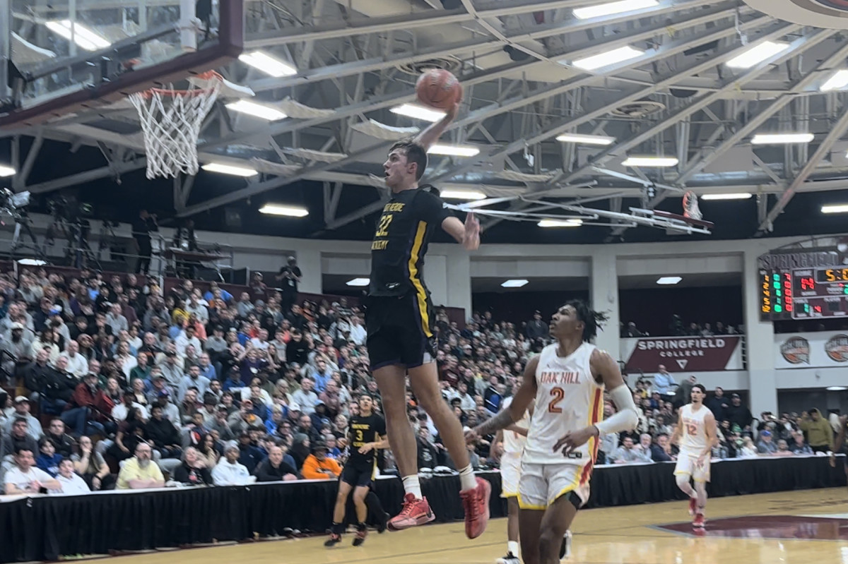 Cooper Flagg dazzles in Montverde's win over Oak Hill Academy at ...