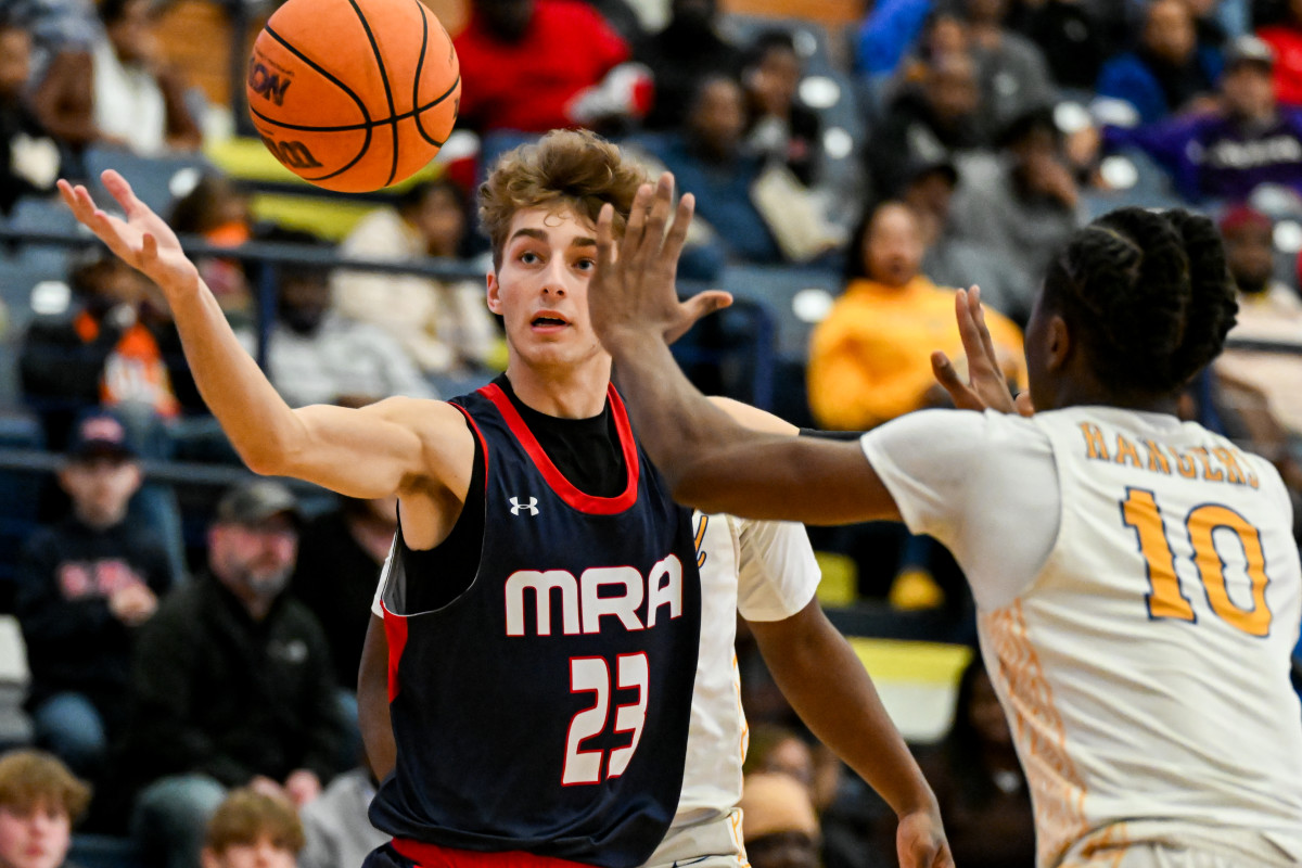 Madison-Ridgeland Academy rallies past MHSAA powerhouse Raymond 50-48 ...
