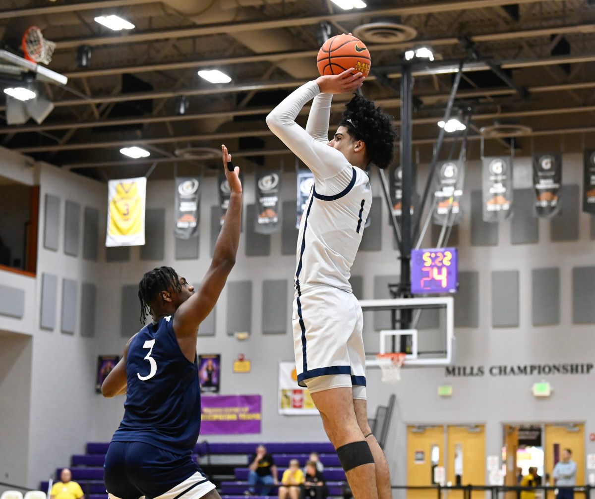Brewster Academy (New Hampshire) 86 pulls away from Calvary Christian ...